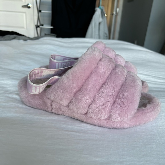 UGG | Shoes | Ugg Fluff Yeah Slipper Pink Size 9 | Poshmark